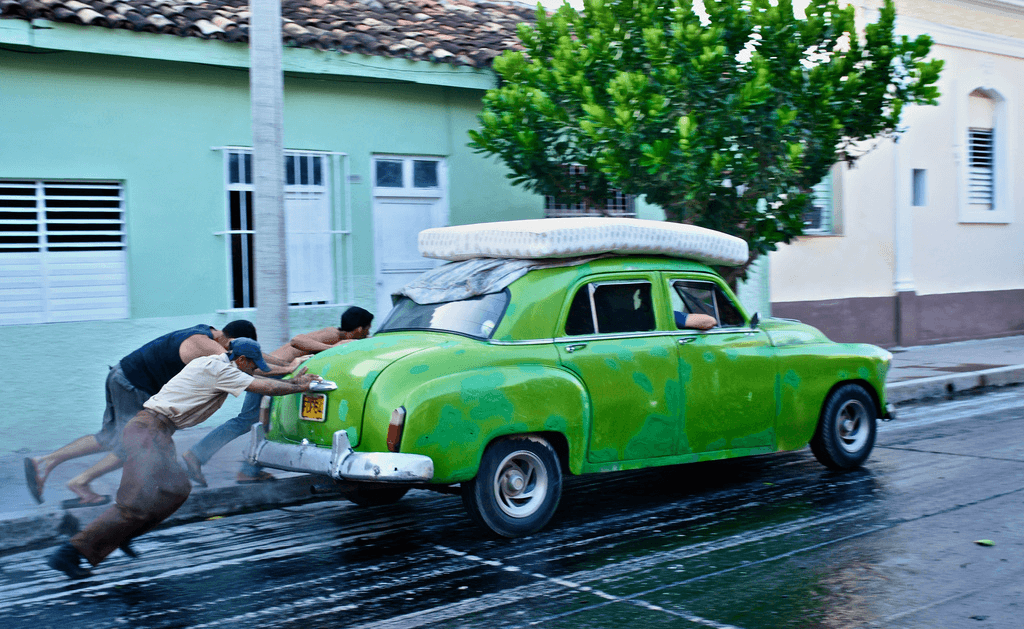 How To Keep Driving Sales After Holiday Season - Sellbrite